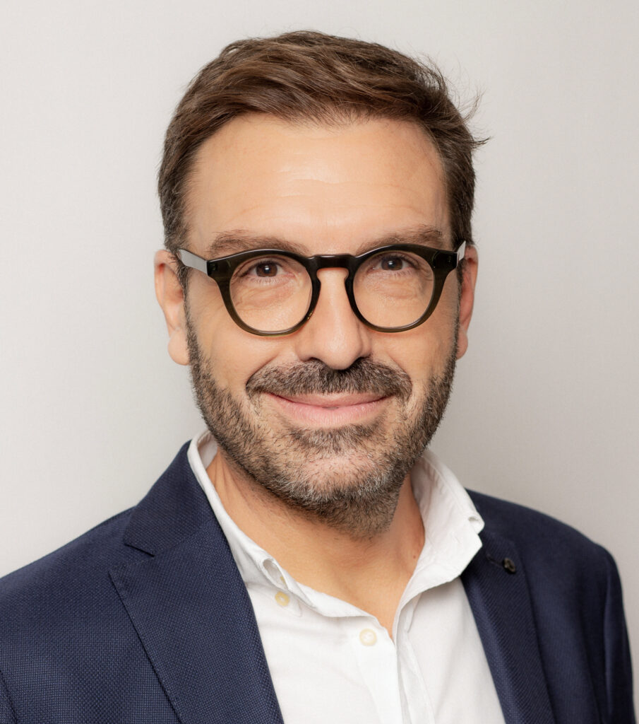 From Neanderthals to COVID-19: genetic and evolutionary sources of ...